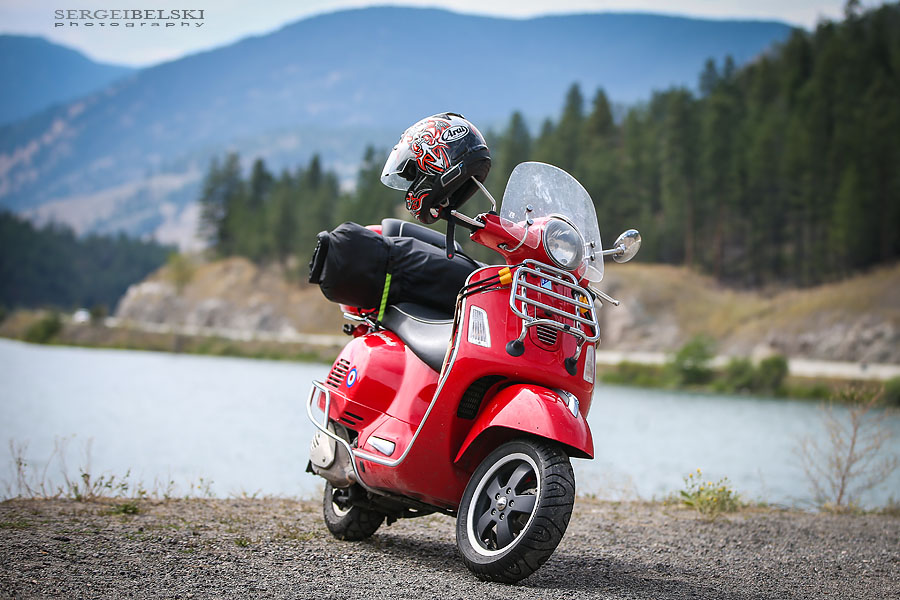 Modern Vespa : My Vespa Adventures.